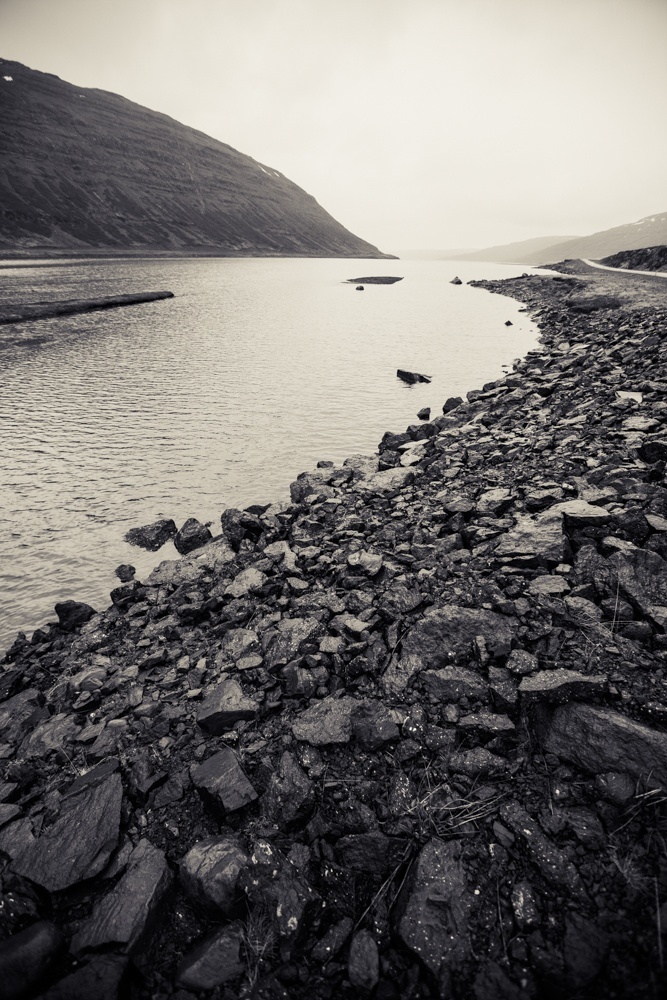 First fjord par Nick Miners | Acheter de l'art en ligne | Rise Art