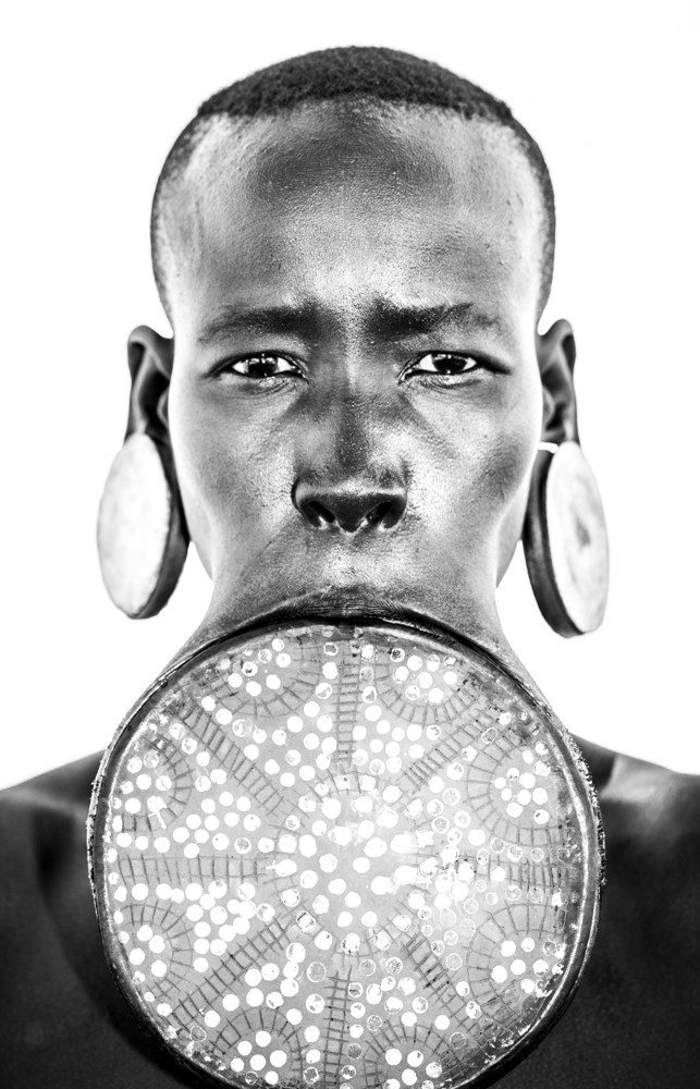 Mursi tribe, Lip Plate Frontal – Ethiopia von Louisa Seton | Kunst ...