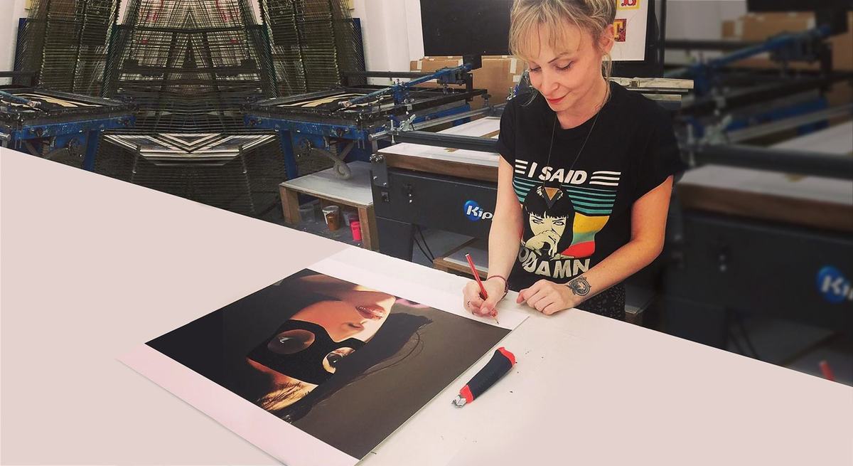 Zoe Moss, Artist | Contemporary Art for Sale | Rise Art