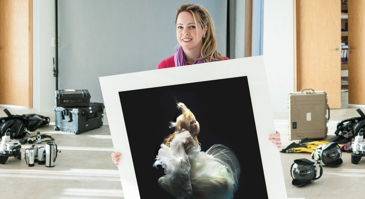 Zena Holloway, Artist | Contemporary Art for Sale | Rise Art