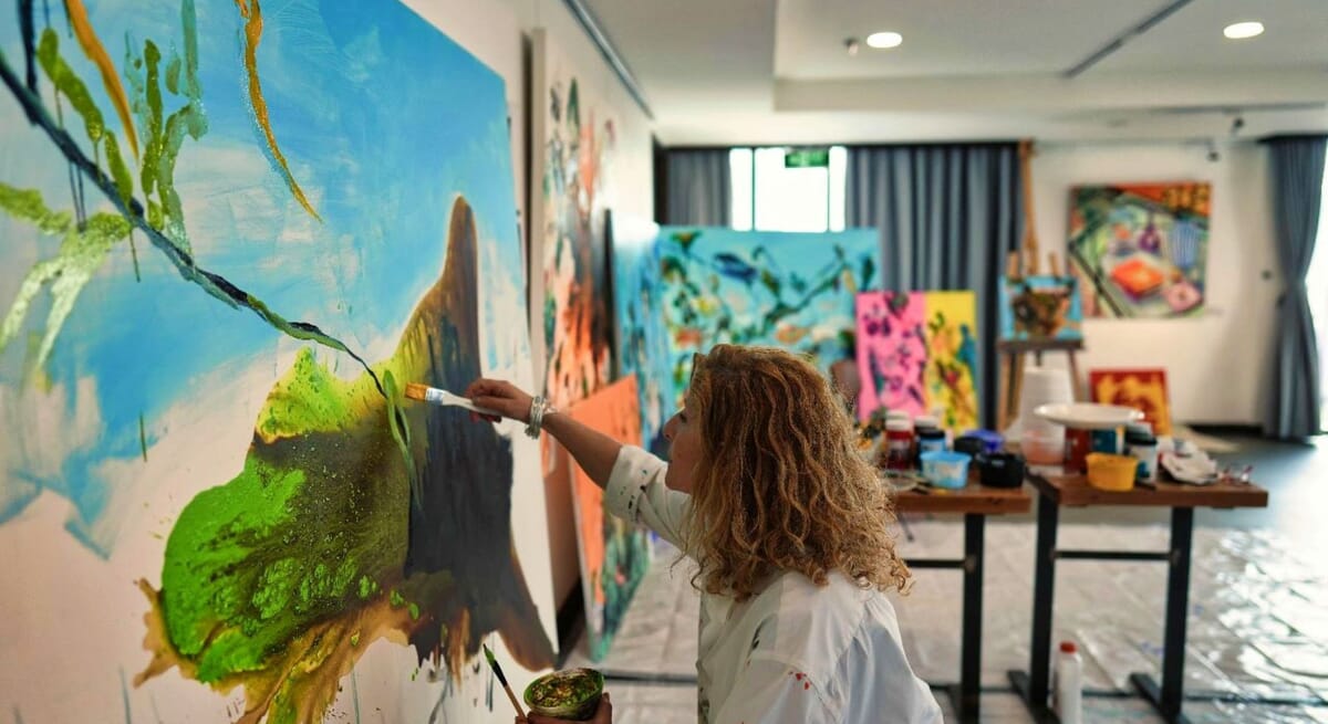 Clara Crespin, Artist | Contemporary Art for Sale | Rise Art