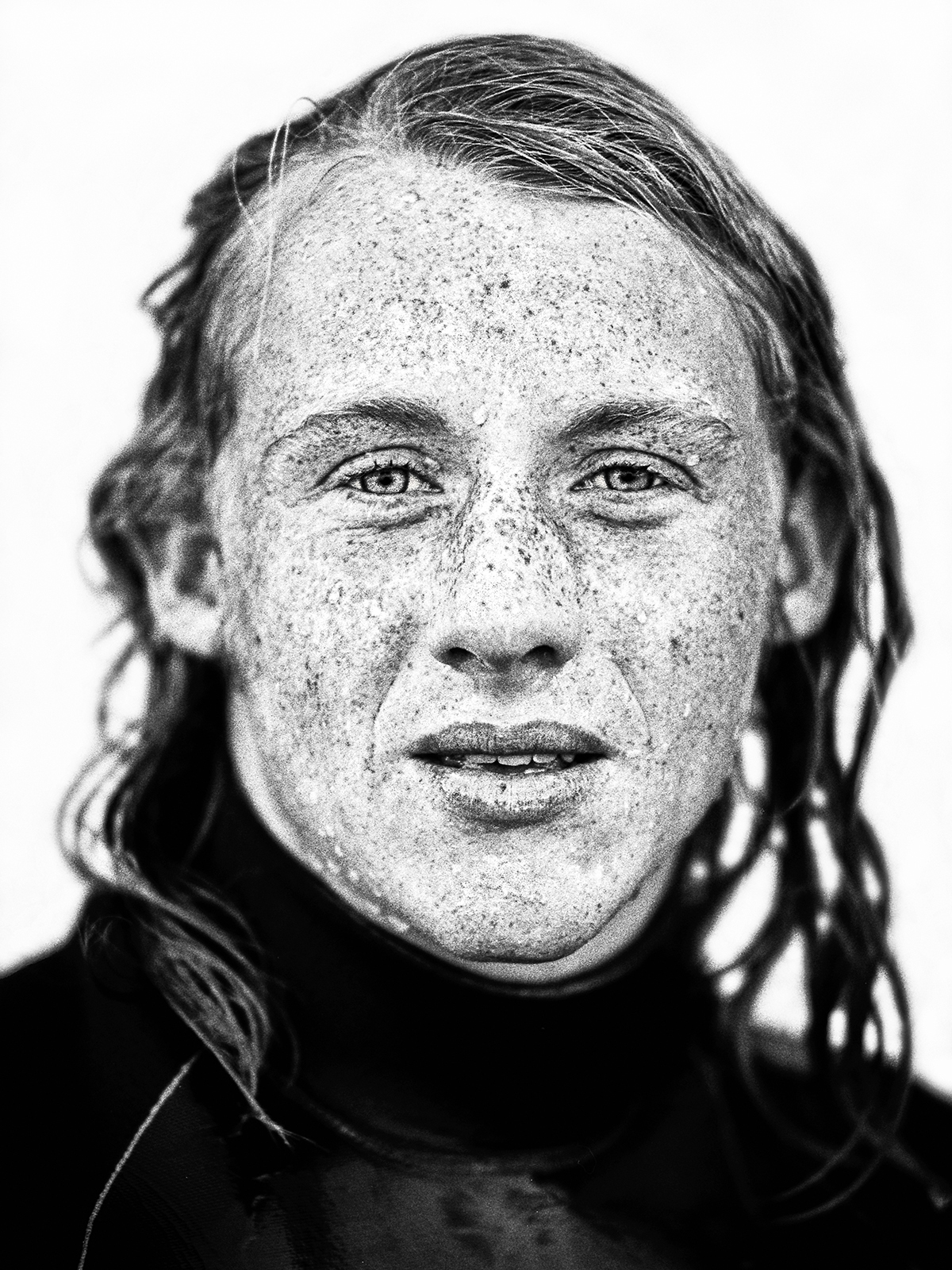 FRECKLED SURFER par Andrew Lever | Acheter de l'art en ligne | Rise Art