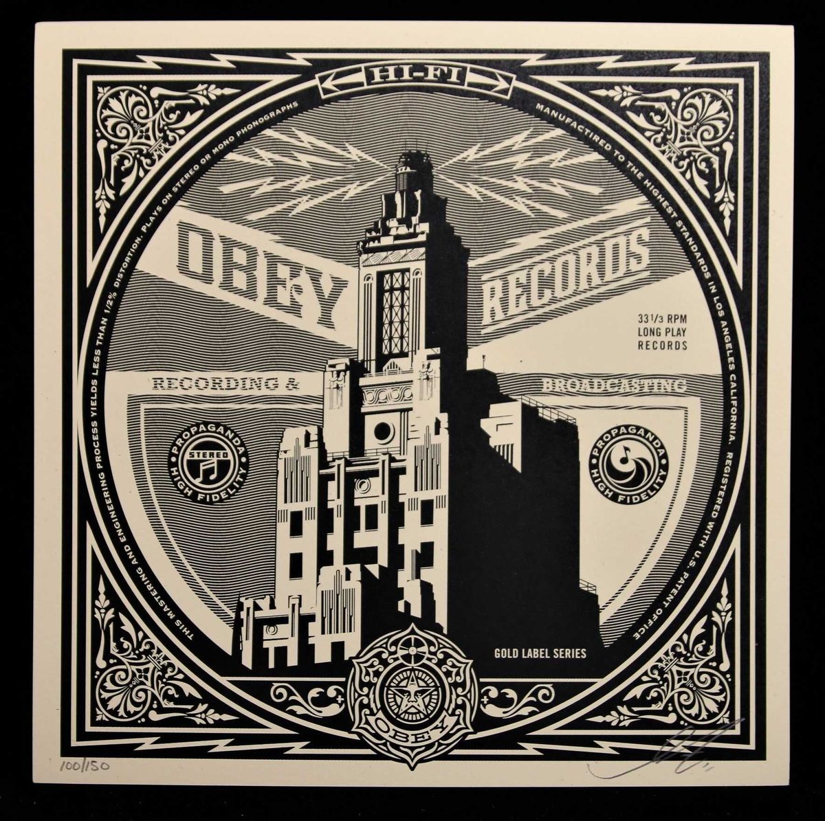 Dance Floor Riot : Obey Broadcasting par Shepard Fairey | Acheter de l ...