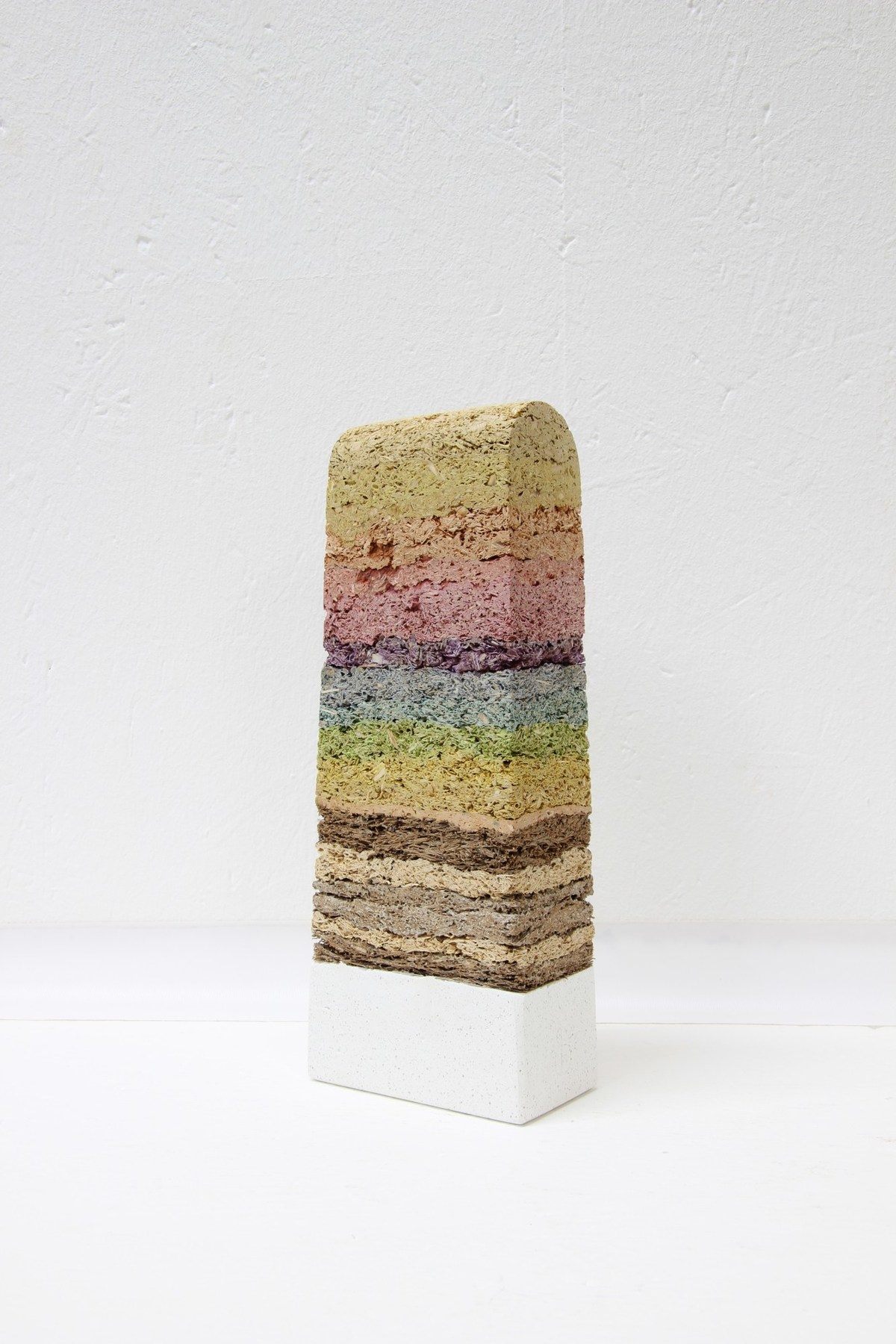 Meditation stele 3 von Sandra Brugger | Kunst online kaufen | Rise Art