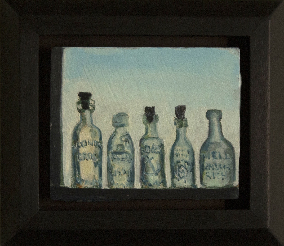 Green Bottles, Sunset par Tori Day | Acheter de l'art en ligne | Rise Art