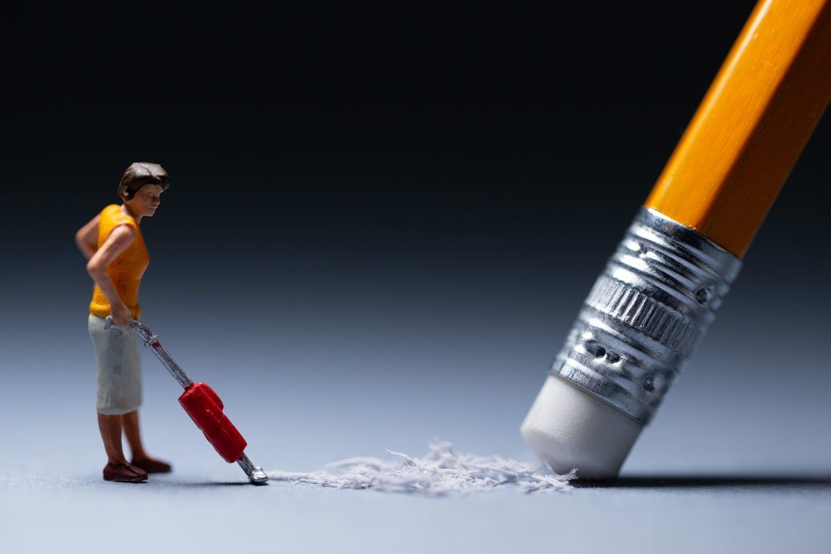 BIG Mistake by David Gilliver | Buy Art Online | Rise Art